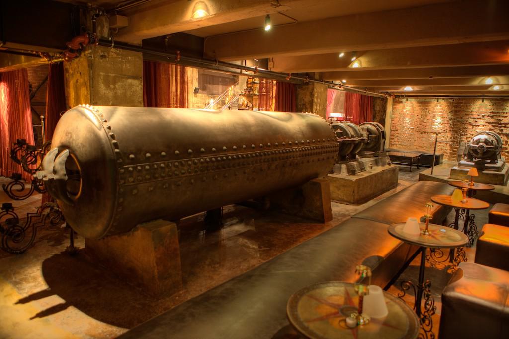 Nightlife Spotlight: The Edison | Club R